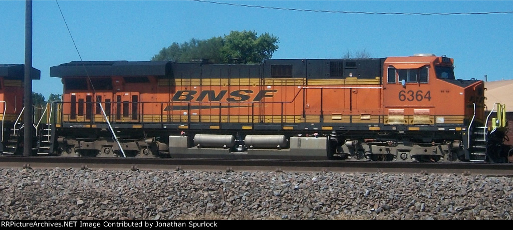 BNSF 6364, engineer's side,